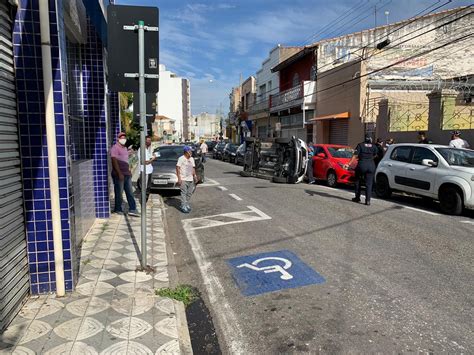 Acidente Deixa Motorista Ferido No Centro De Sorocaba Sorocaba E