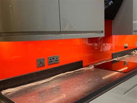 Kitchen Splashbacks With An Orange Theme