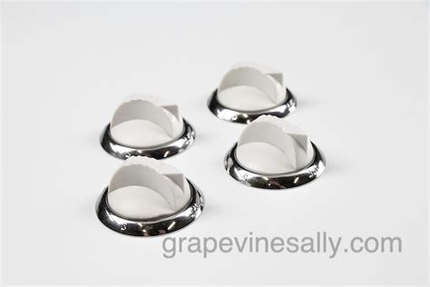 Set Of 4 Original Vintage Roper Stove Control Knobs W Chrome Bezel Rings
