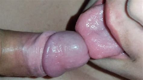 Я сосу член парня моей сестры когда он выходит на работу медленно и близко 💦 💦