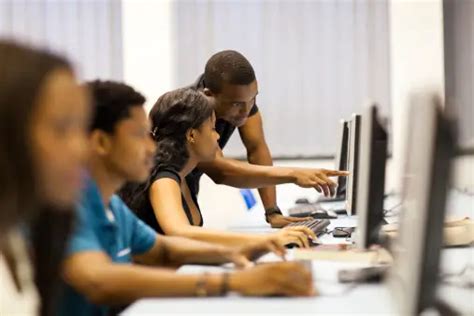 Computer Room Pictures Download Free Images On Unsplash