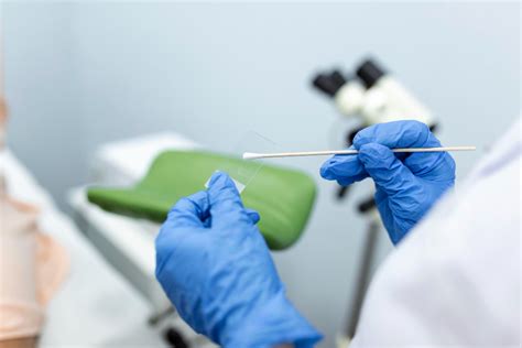 Frotis Vaginal Primer Plano Mano Medico Sostiene Instrumentos Examen Ginecologico Ginecologo Que