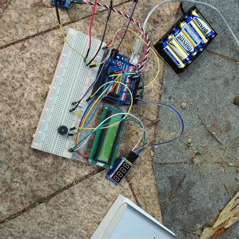 基于arduino的运动会光电感应计时器