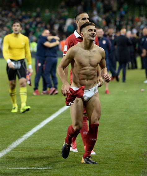 Top 97 Pictures Pictures Of Naked Football Players Completed