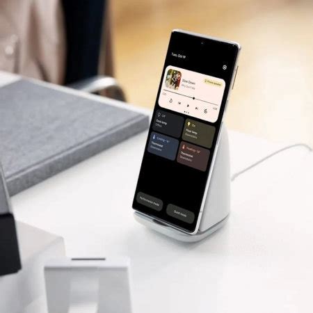 Official Google Gen 2 23W Fast Wireless Charger Stand For Google