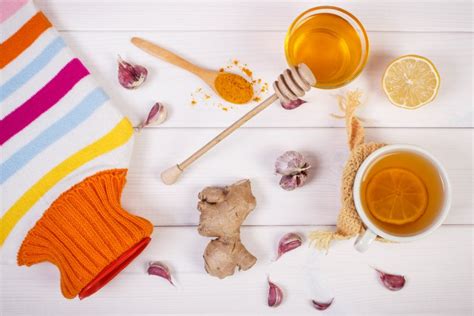 Природен сируп за смирување на сува кашлица Tea Cups Hot Tea Hot Water