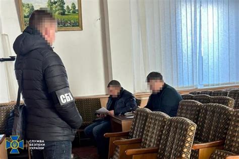 На Житомирській митниці викрито корупційну схему підозри майже в половини інспекторів зміни