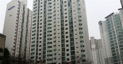실시간 거래 마포 쿼드러플 역세권 ′신공덕삼성래미안1차′아파트 58억원 전세 계약 완료