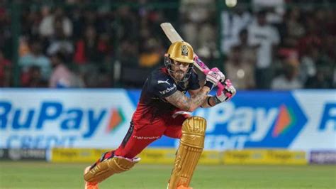 Faf Du Plessis Completes 1000 Ipl Runs For Royal Challengers Bangalore