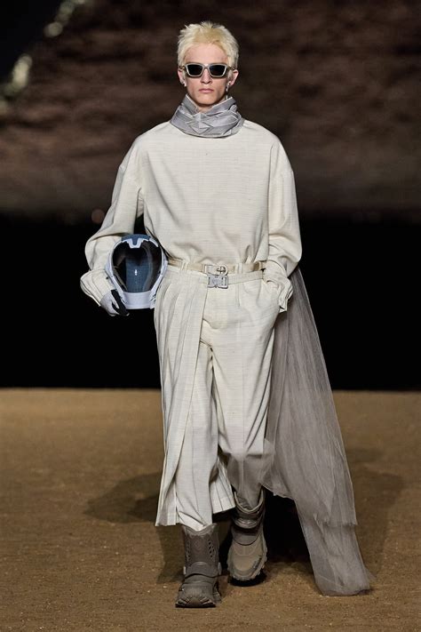 Dior Men Pre Fall 2023 Menswear Fashion Show Vogue