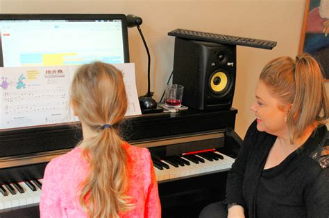 Classical Piano Lessons For Everyone