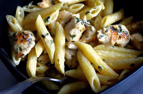 Pâtes Au Poulet Et à La Crème Felcouzina