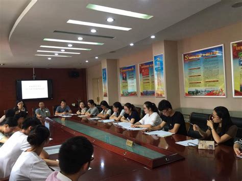 南通市东方中学召开2017年新入职教师座谈会 南通开发区教育网