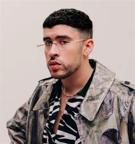 20 Iconic Bad Bunny Haircuts 2025 With Pictures Straightener Lab