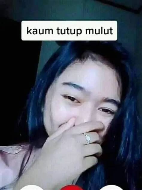 6 Tipe Cewek Saat Video Call Ala Netizen Ini Benar Adanya Kamu Yang Mana Hot Liputan6 Com