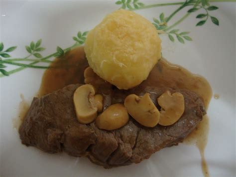 Cozinha da Dedé Filé Mignon ao Molho Madeira Batatas Recheadas de