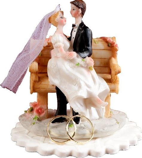 Figurka na tort Para Młoda NA ŁAWECZCE Ślub Figurki na tort Galeria Cukiernika