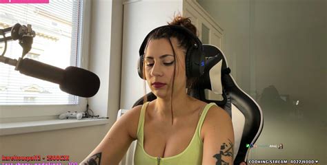 Vereunka Nude Porn Pictures Xxx Photos Sex Images 4063092 Pictoa