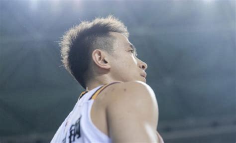追平刘炜，赵继伟职业生涯2591次助攻升至cba历史第四位