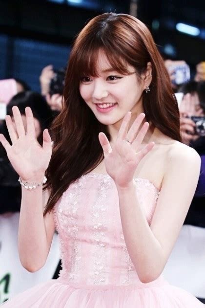 이유비 촬스의 이슈와 유머