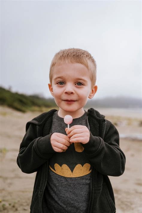Oceans Divide Tofino Photographer Jen Mcleod Photography
