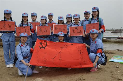经济贸易学院学生党支部开展党员活动日 体验红军生活，走进红色记忆活动 郑州工程技术学院