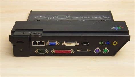 IBM Thinkpad Port Replicator Docking Station