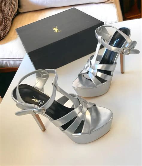 كعب سان لوران الجديد