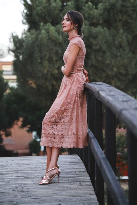 Look invitada de mañana Royal Style Invitada Perfecta