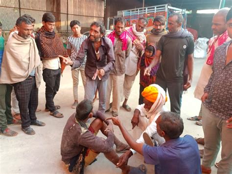 Wheat Stolen First At Night Then Caught Stealing Tractor ट्रैक्टर