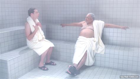 Jim Parsons Shirtless Scene In The Big Bang Theory Gay Male Celebs Com