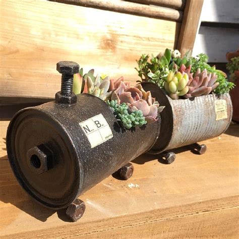Nene Bellさんの投稿 多肉植物 ガーデン雑貨 リメ缶 リメ缶 手作りリメイク缶 多肉植物寄せ植え リメ缶・リメ鉢