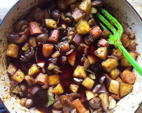 Braised Beef Pot Pie Recipe Sidechef