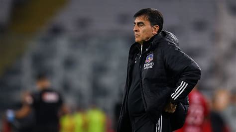 Hay Mucho Enojo La Decisión De Quinteros Con El Plantel De Colo Colo