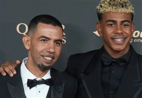 پدر یامال جایزه را از شایسته‌ترین بازیکن جهان گرفتند تابناک Tabnak