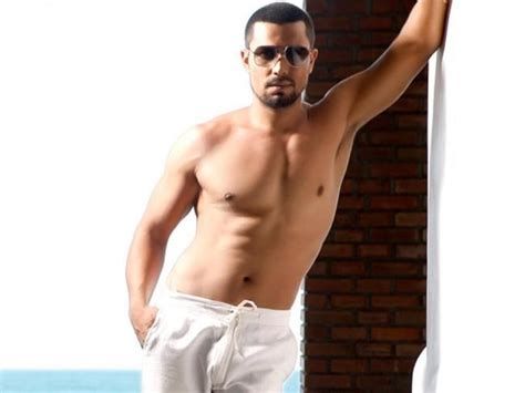 RANDEEP HOODA Randeep Hooda Perfect Body Men Bollywood