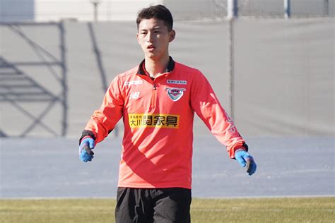 鳥栖ルーキーfw、亡くなった恩師・小嶺氏に誓う決意 「jリーグのピッチで戦って走る姿を見せたい」 フットボールゾーン
