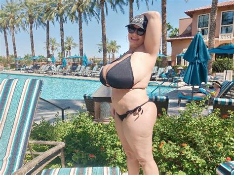 Photo Flesh Oozing Everywhere From Plump Claudia Marie In A Bikini At