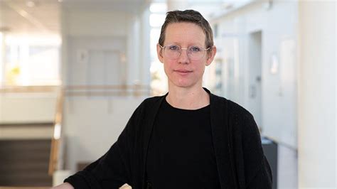 Bok Om Gråzonen Mellan Sex Och övergrepp Slår Hål På Myter