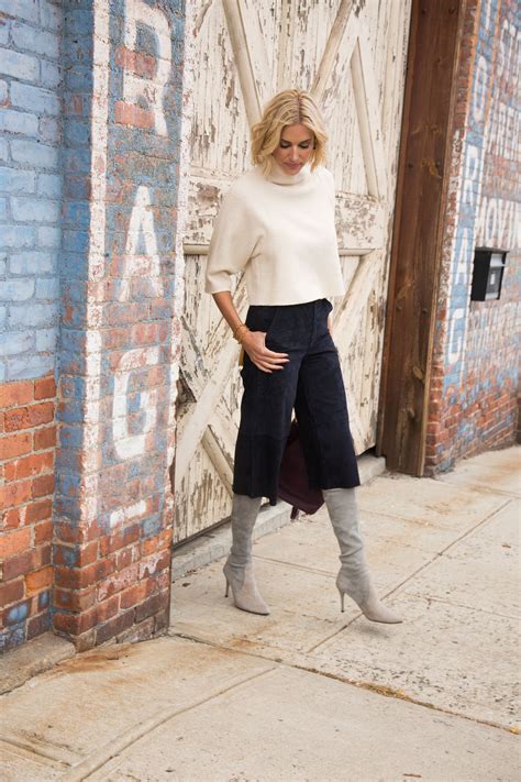 Culottes In The Country How To Wear Culottes Culottes Outfit Winter