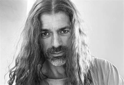 Luca Argentero Con Barba E Capelli Lunghi Fan Impazziti Radio 105