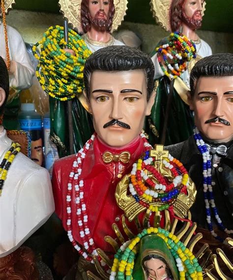 Pin Di Rouge Sang Su El Santo Malverde