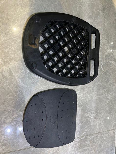 Givi Small Top Box Motorcycles Motorcycle Accessories On Carousell