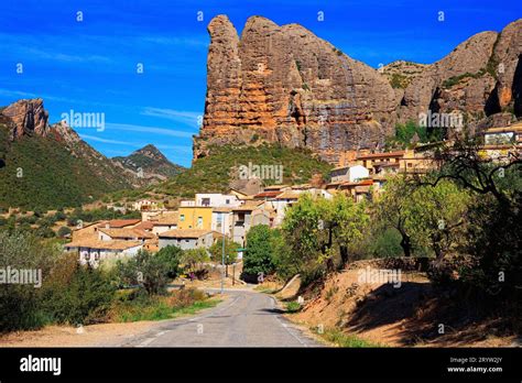 Herrliche Klippen Fotos Und Bildmaterial In Hoher Auflösung Alamy