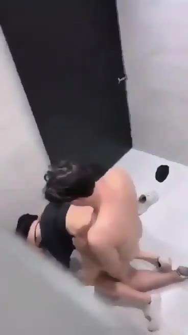 Marlboroqueensex Tkw Ngewe Di Toilet