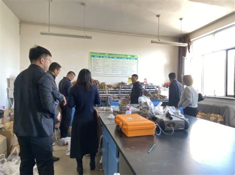 鄂尔多斯市科技局、林草局领导一行来院参观考察 能源与交通工程学院