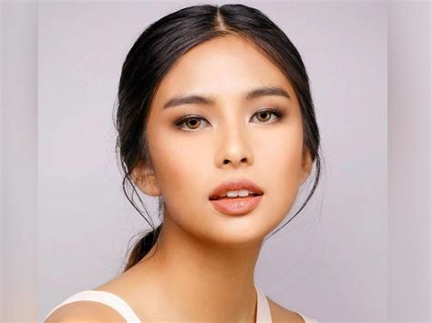 Gabbi Garcia Takes Over 24 Orass Chika Minute Segment Gma Entertainment