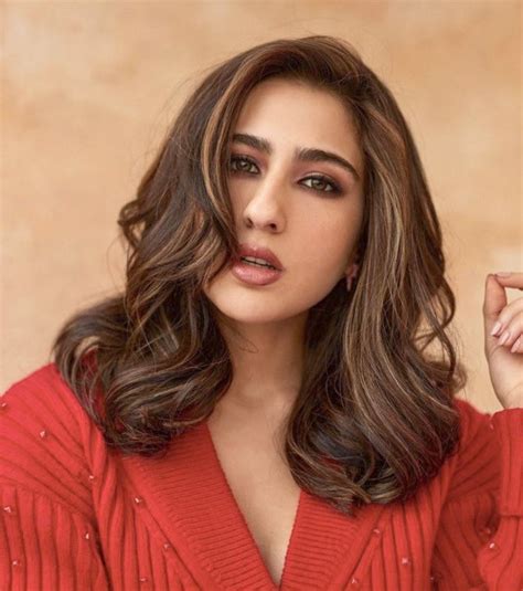 Hearts Are Definitely Melting Over Sara Ali Khans Stylish Red Outfit