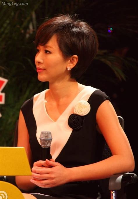 气质短发主持人欧阳夏丹高跟美腿现场3 5 图片 名腿网