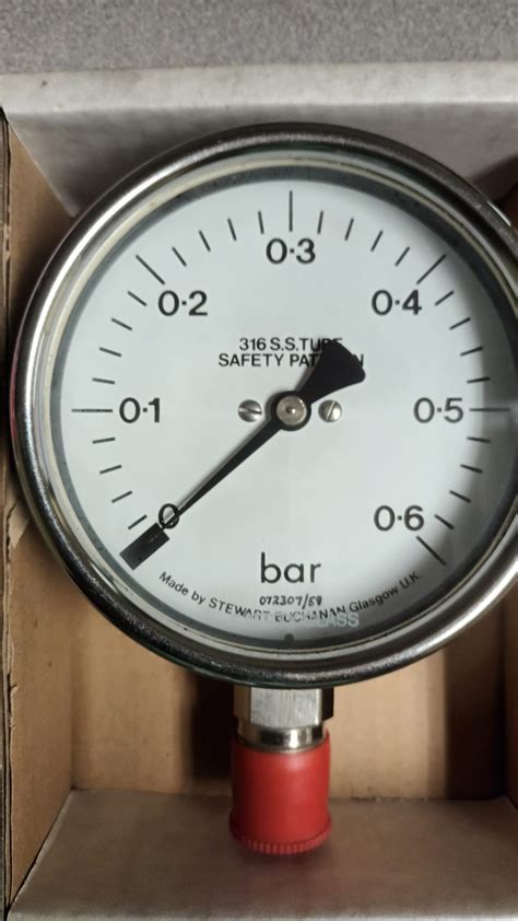 Pressure Gauge 0 06 Bar Tosl Engineering Limited